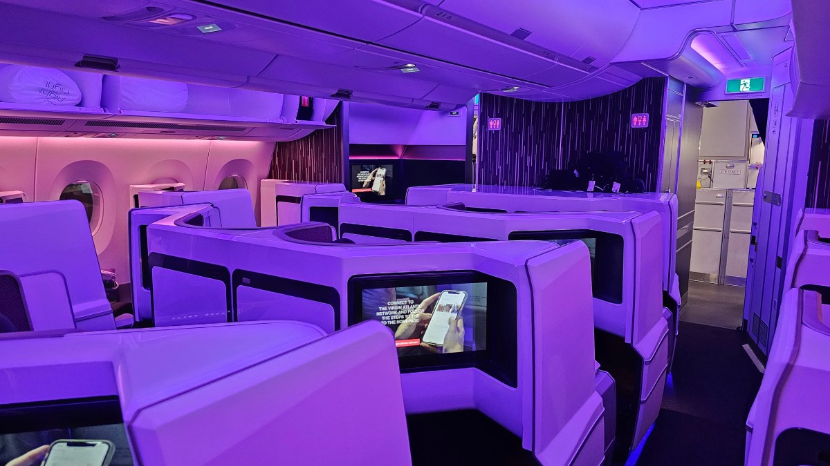 Virgin Atlantic Upper Class experience – frombluetogreen.com